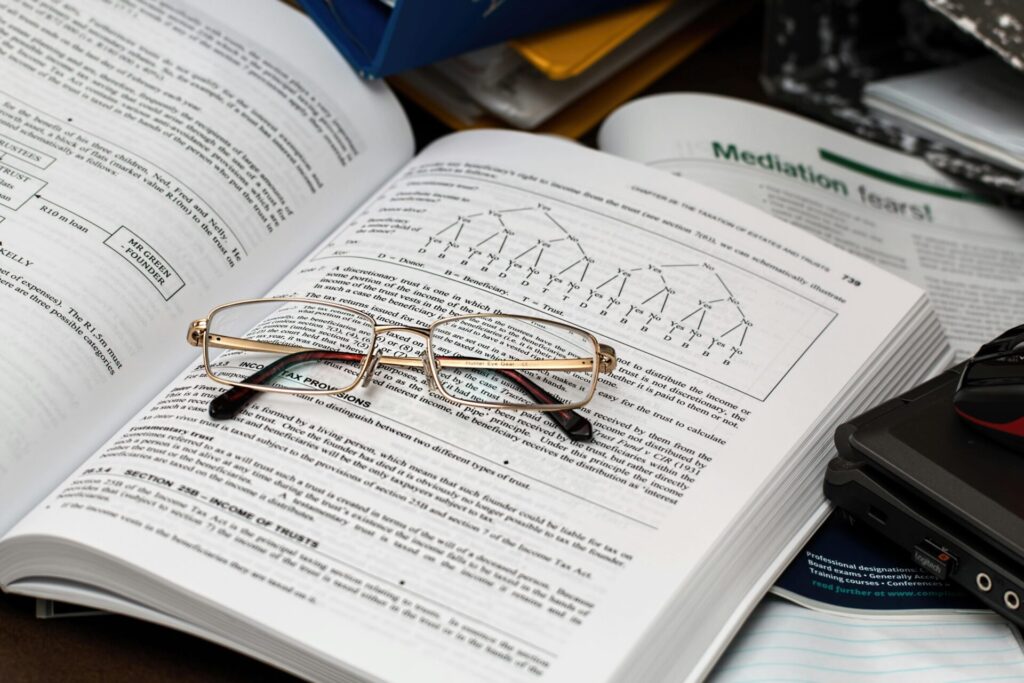 How to Read Textbooks More Effectively – Learnhall Blog